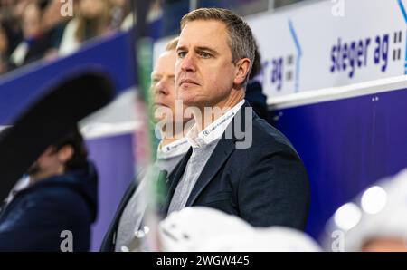 Head Coach Michael Liniger (EV Zug) - November 21, 2025 - National League, Regular Season, Ice ...
