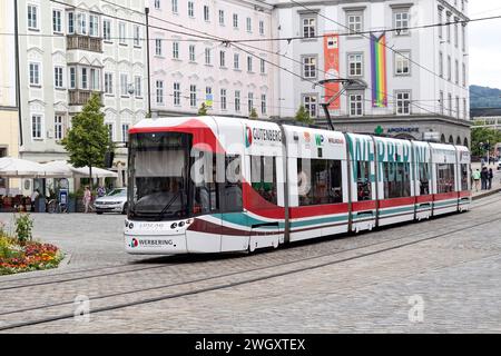 Tram Line 4, Linz OÖ, Austria Stock Photo - Alamy