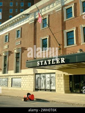Hotel Statler in Buffalo, New York. Original caption: Hotel Statler in ...