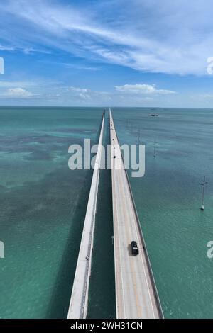 Aerial view along the Seven Mile Bridge of US1 to the Florida Keys ...