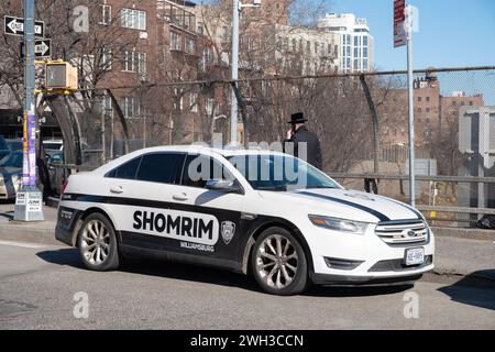 A car from Shomrim, a Jewish civilian patrol unit, protecting orthodox ...