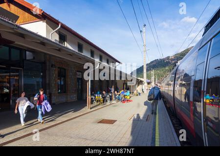 Landeck-Zams railway station, restaurant, local train of ÖBB Stock ...