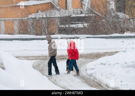 Heavy snowfall in Samara Pedestrians during heavy snowfall Samara ...