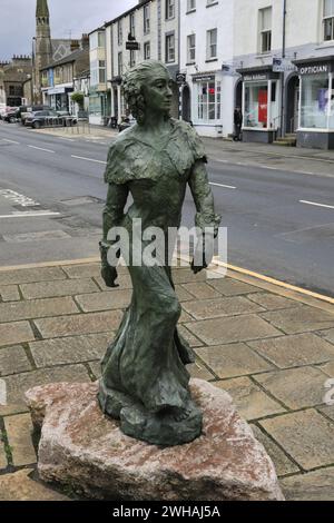 The Lady Anne Clifford statue in Kirkby Stephen town, Cumbria, England ...