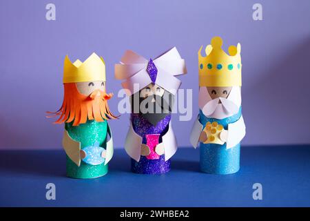 three figurines of three wise men, paper craft, Cardboard Tube Three ...