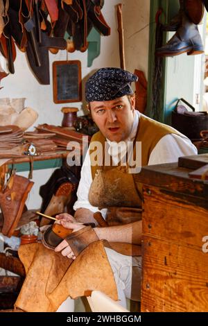 Shoe maker at Colonial, Williamsburg, Virginia, USA Stock Photo - Alamy