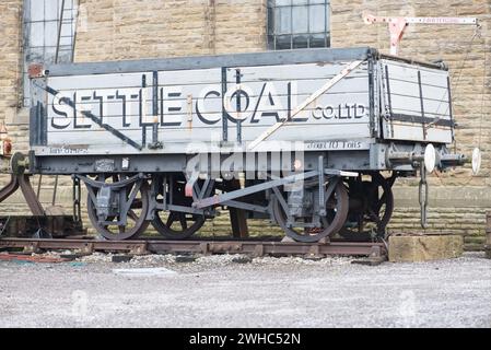 Converted Settle Station water tower Stock Photo - Alamy