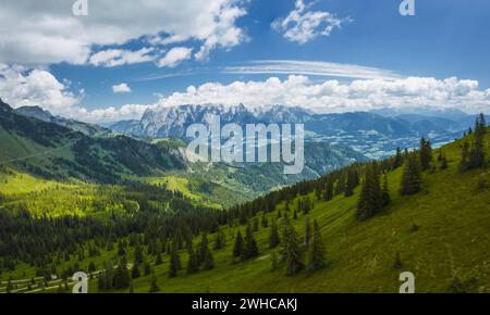 Hiking trail around Wilder Kaiser mountains, Tirol - Austria Stock ...