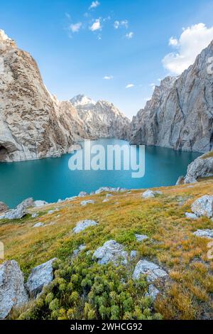 Mountain lake Kol Suu rocky steep mountains, Kol Suu Lake, Sary Beles ...