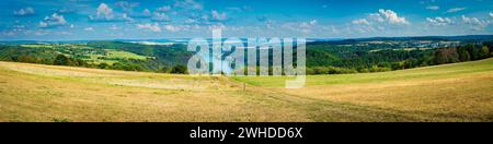 Middle Rhine between St. Goar and Hirzenach vantage point near Rheinbay ...