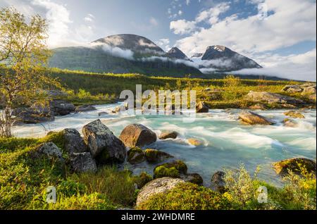 Akka mountain massif, river, Vuojatätno, Stora Sjöfallets National Park ...