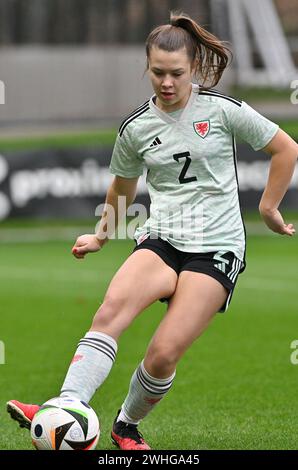 Tubize, Belgium. 08th Feb, 2024. Cadi Rodgers (16) of Wales pictured ...