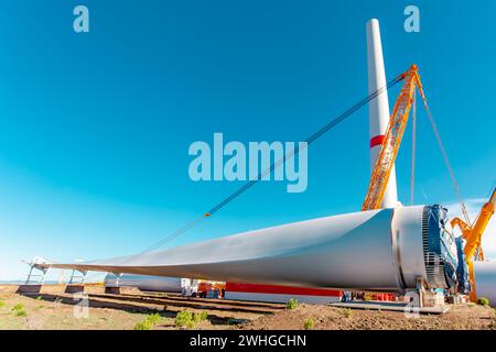 Blades of Windturbine. Building and assembling a construction ...