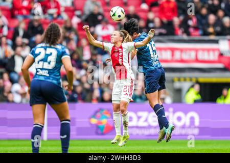 AMSTERDAM - (l-r) Rosa van Gool of Ajax, Isa Kardinaal of Ajax during ...