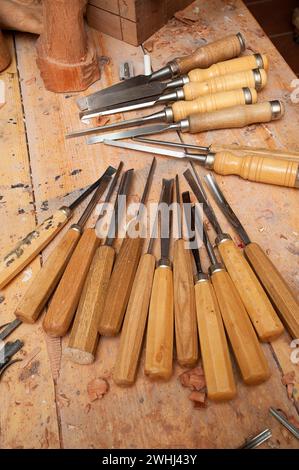 various wood gouges on bench Stock Photo - Alamy