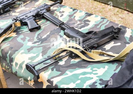 Submachine gun AEK-919K "Kashtan" - personal defense weapon Stock Photo ...