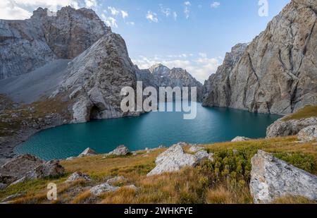 Mountain lake Kol Suu, Sary Beles Mountains, Naryn Province, Kyrgyzstan ...