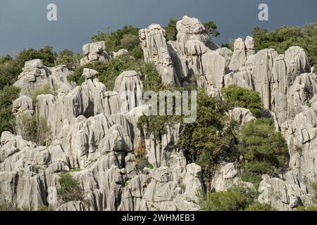 The geological sanctuary of karst Stock Photo - Alamy