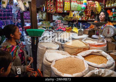 Chichicastenango, Guatemala. Quiche (Kiche, K'iche') Woman in the ...