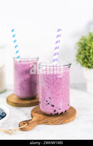 Mixed Berry Boba Smoothie Stock Photo - Alamy
