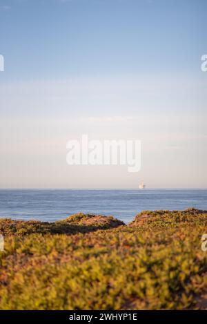 Oil Rig, Oil Derrick, Pacific Ocean, UCSB, Offshore, Drilling Platform ...