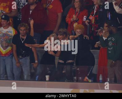 Taylor Swift and Ice Spice during NFL Super Bowl 58 LVIII football game ...