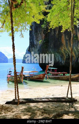 Koh Lao Lading paradise beach, island in the Andaman Sea between Phuket ...