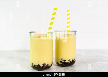 Mango boba smoothie Stock Photo - Alamy