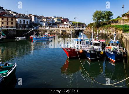 Luarca, fishing and pleasure port, Asturias, Spain Stock Photo - Alamy