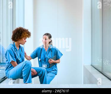 Concerned Female Doctor or Nurse Wearing Protective Face Mask Stock ...