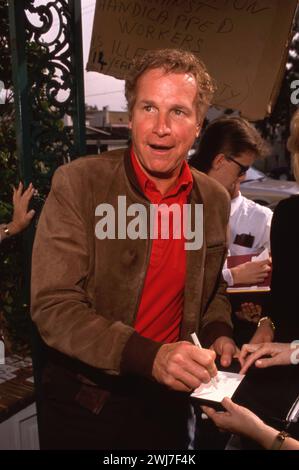 Wayne Rogers Circa 1980's Credit: Ralph Dominguez/MediaPunch Stock ...