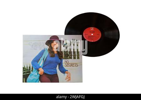 Carly Simon No Secrets vinyl record album LP with tonearm, cartridge ...