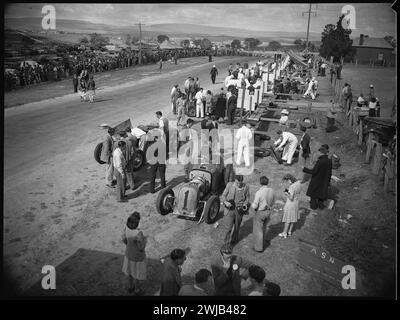 Grand Prix Bathurst, October 1946,. No. 21, Alf Najar next to No. 22 ...