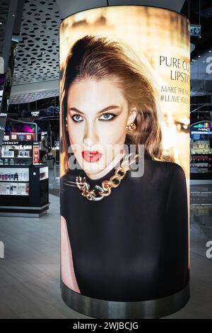 Illuminate Multimedia advertising on LED display monitor. Digital media ...