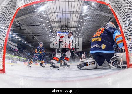 STOCKHOLM 2024-02-14 Nybros Rihards Marenis och Djurgårdens Jakob ...
