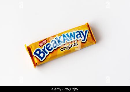 A Nestle Breakaway chocolate biscuit bar Stock Photo - Alamy