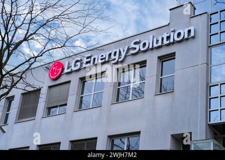 LG Energy Solution battery manufacturing company Advertising banner in ...