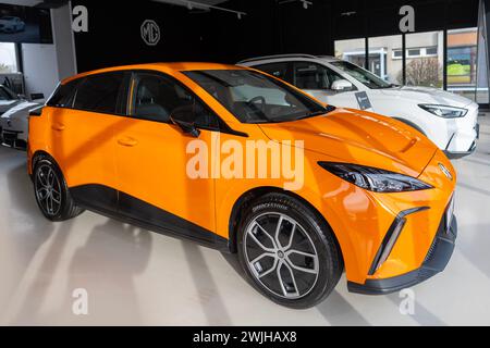 new orange Car MG4 Electric, Motor UK Limited Nanjing, high-performance ...