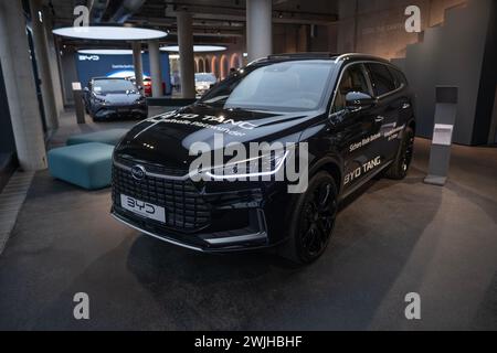 new black BYD Tang Electric Car side view, EV Chinese BYD Auto ...
