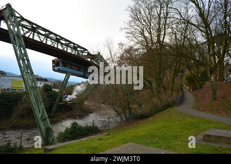 Wuppertal Hanging monorail Stock Photo - Alamy