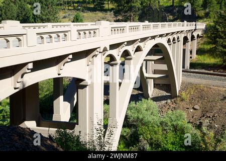 Upper Perry Arch Bridge, Union County, Oregon Stock Photo - Alamy