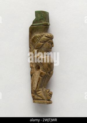 Knife handle. Gallo-Roman. Bone. Paris, Carnavalet museum. The handle ...