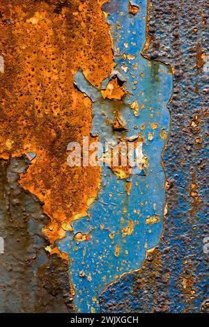 Rusted metal surfaces, chemical reaction Stock Photo - Alamy