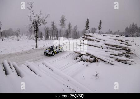 30 CREIGHTON William, REGAN Liam, Ford Fiesta Mk II Rally2,action ...