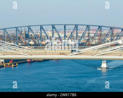 Arthur Kill Vertical Lift Bridge. The Goethals Bridge and Arthur Kill ...