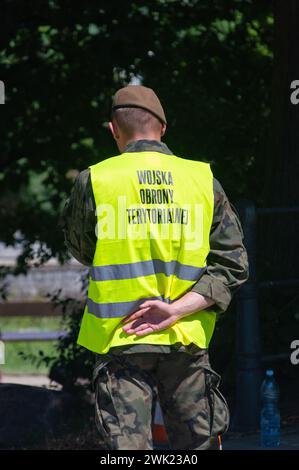 Polish Territorial Defense Forces (TDF TC) Soldiers Col. Edward Chyla ...