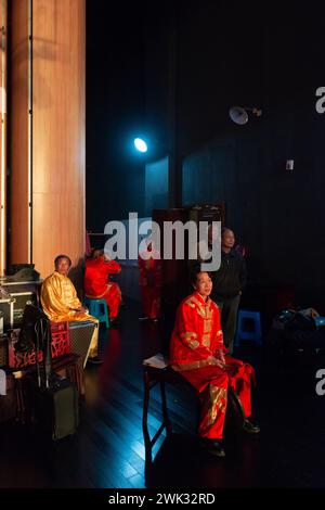 Musicians backstage at the Golden Coast City Theater in Taizhou Stock ...
