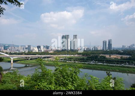 Seoul, South Korea - 31 August 2023: cluster of skyscraper in Seoul ...