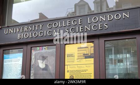 LONDON- University College London Biological Science, entrance to ...