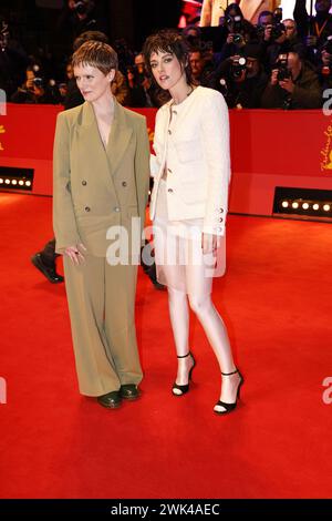 Kristen Stewart und Regisseurin Rose Glass bei der Special Gala zum Fim ...
